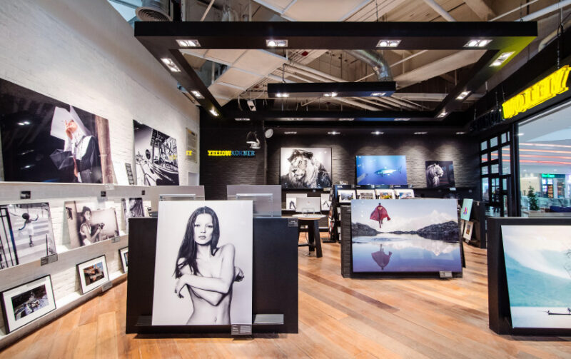 YellowKorner ไลฟ์สไตล์แกลเลอรีจากฝรั่งเศส และภาพถ่ายซูเปอร์ฮีโร่ – THE ...