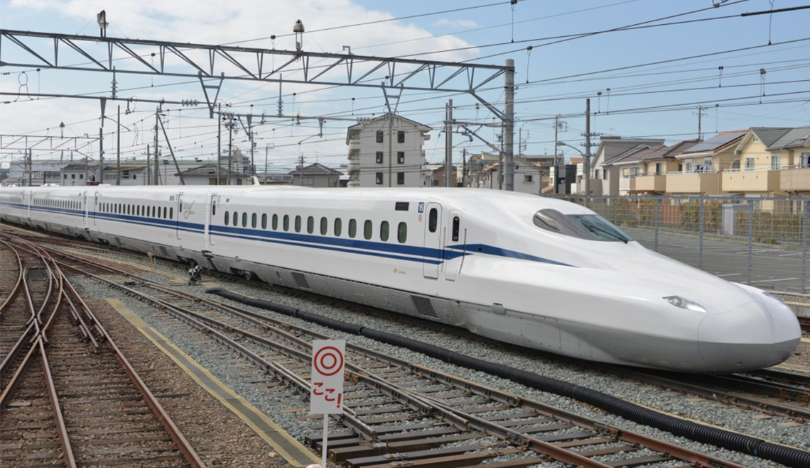 ญี่ปุ่นเปิดตัวรถไฟหัวกระสุน N700S คาดเริ่มให้บริการปี 2020 – THE STANDARD