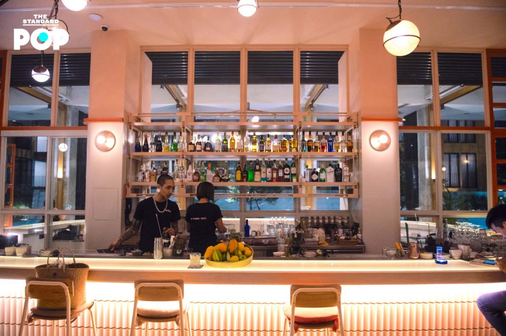 อย่าเข้าใจฉันผิด Baby Bar บาร์เบบี๋ของสาวเปรี้ยวที่มีดีมากกว่าเพื่อถ่าย ...