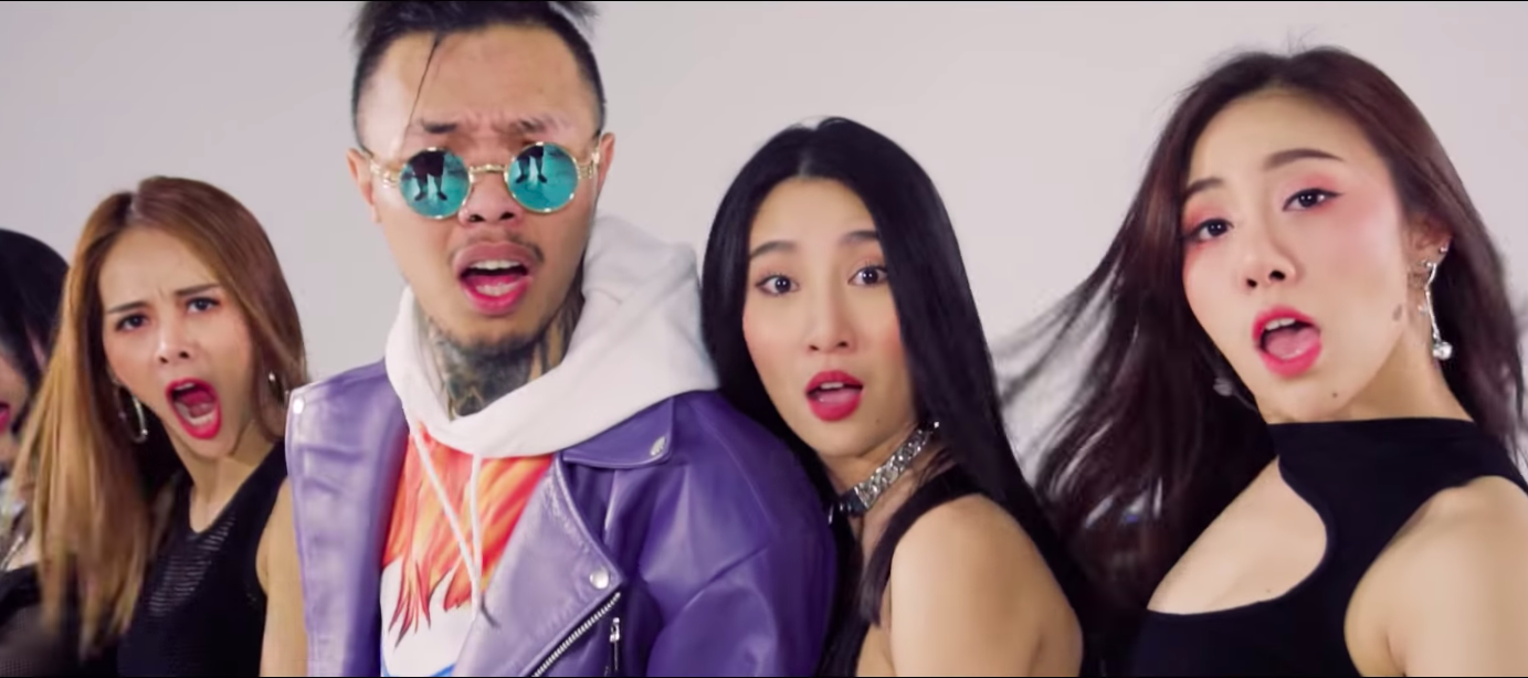 YOUNGOHM กร่างได้ถ้าเก่งกล้า – THE STANDARD