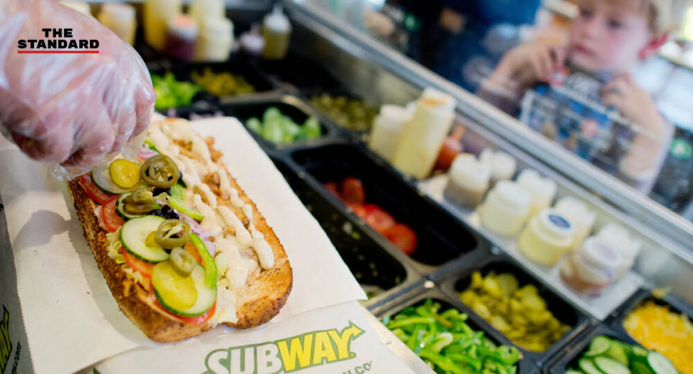 หมดปัญหาการสั่ง Subway หลายขั้นตอน กับตู้กดอัตโนมัติ ‘Grab & Go’