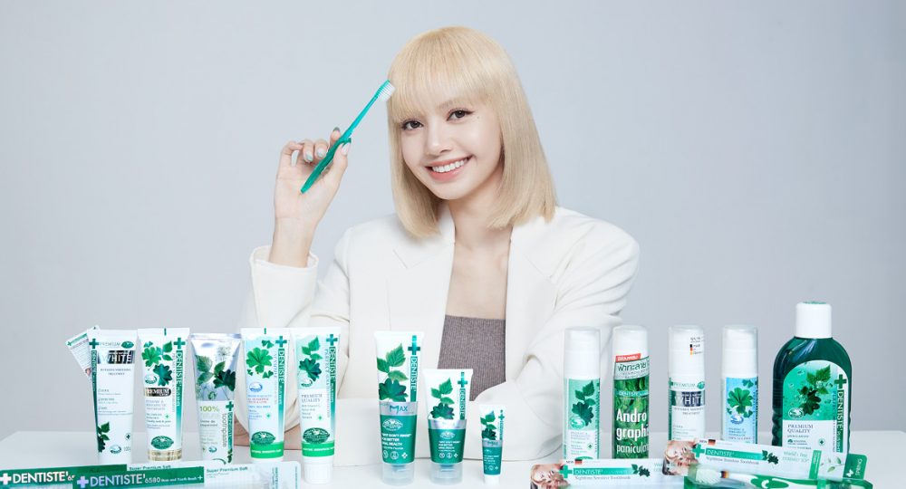 เบื้องหลังชุดผ้าไหมไทยปักคริสตัลของ Asava ที่ Lisa BLACKPINK ใส่ในใน ...