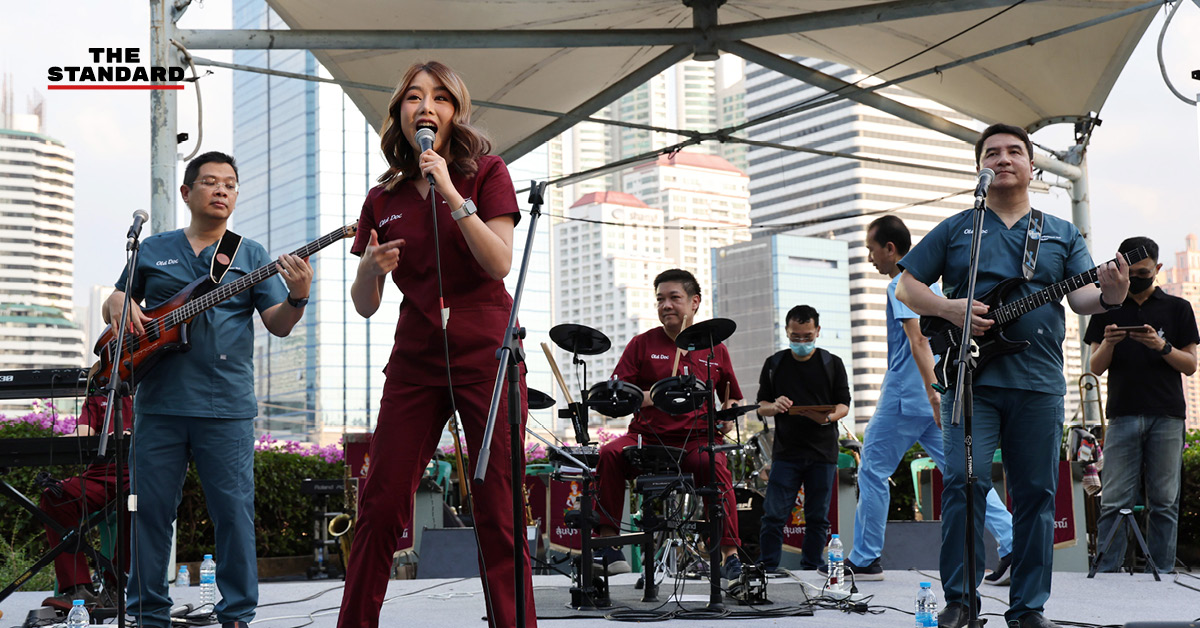 ‘สุขกันเถอะเรา เศร้าไปทำไม’ กทม. จัดวงสุนทราภรณ์-Old Doc สร้างสุขในสวน ...