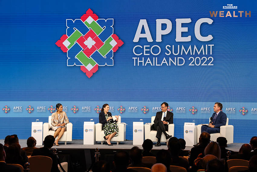 ประมวลภาพผู้นำนานาประเทศตบเท้าร่วมงาน APEC CEO Summit 2022
