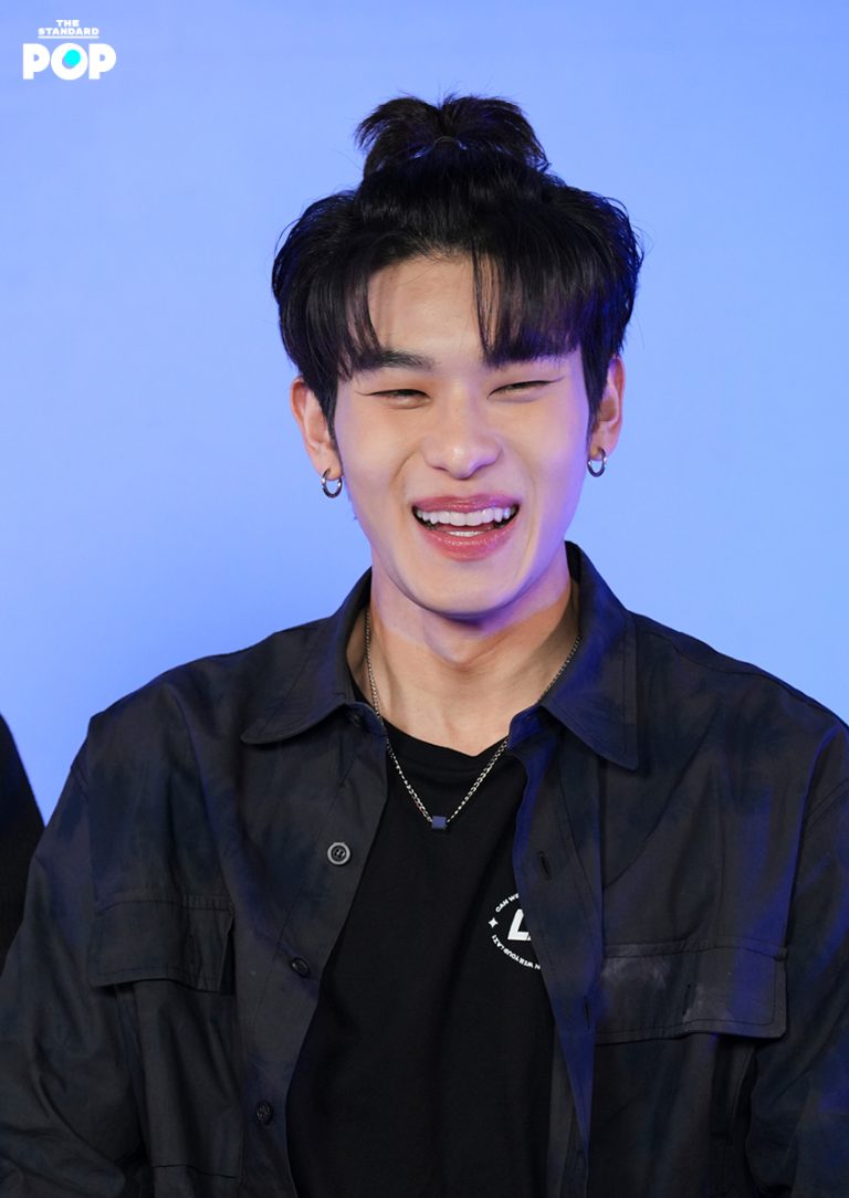 ความวุ่นวายมาถึงแล้ว! เก็บภาพจาก #POPLIVExไม่ตอบเลยน้าLAZ1 ซิงเกิลของคน ...