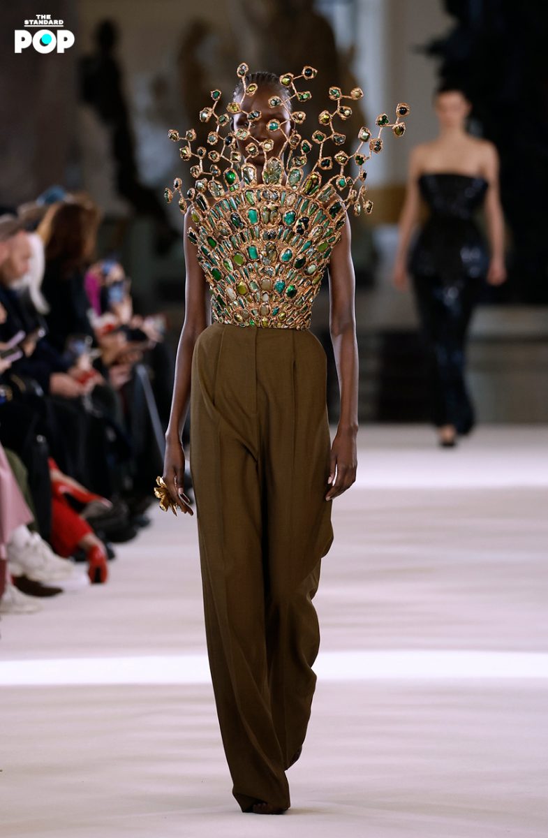 Schiaparelli Couture Spring/Summer 2023 คอลเล็กชันหัวสัตว์เสมือนจริงจาก ...