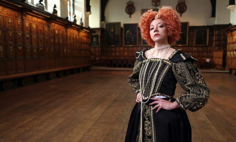 โลกนี้ยังมีหวัง Cunk On Earth แกะรอยอารยธรรมมนุษย์ในสารคดีล้อเลียนบน