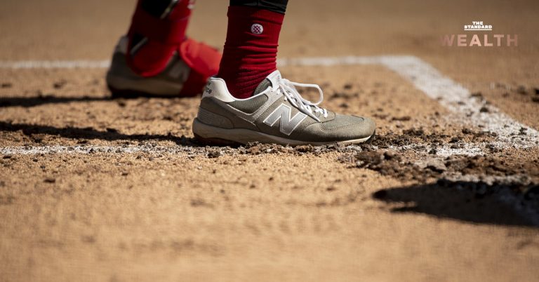 New Balance กลายเป็นรองเท้าสุดฮิตของคนทุกเจนได้อย่างไร?