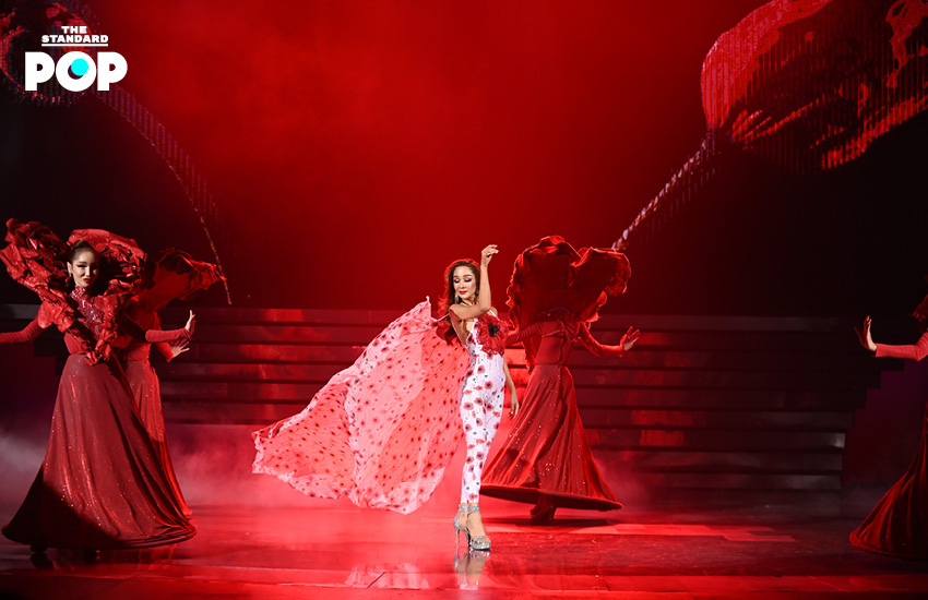 Sretsis Spring/Summer 2023 คอลเล็กชันที่จัดขึ้นในโรงละครทิฟฟานี่โชว์ พัทยา