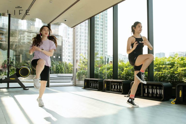 Hollywood คลาสเต้น เพลงสนุก เบิร์นทั่วร่าง ที่ The Standard Gym