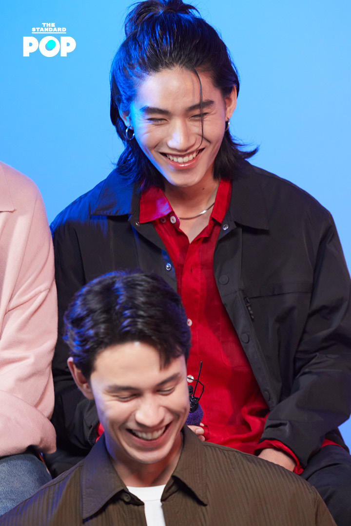 ค่อยๆ เก็บความน่ารักจาก 5 นักแสดงซีรีส์ค่อยๆ รัก Step by Step ใน POP Live